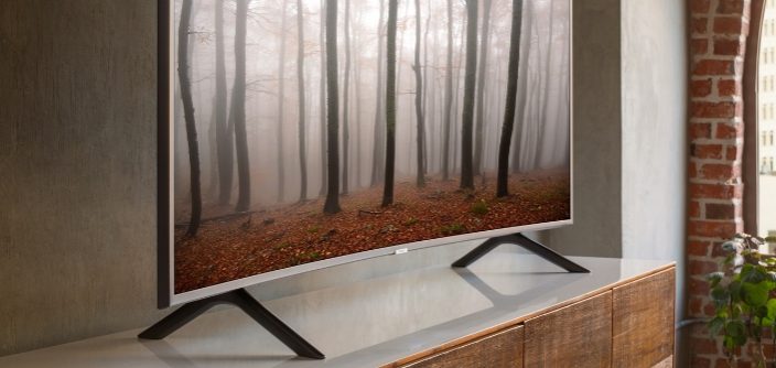 Conheça as vantagens da tela curva na Samsung UHD 4K NU7300 – Samsung ...