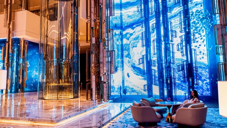 Samsung encanta hóspedes do luxuoso Dubai Resort com The Wall e Smart ...