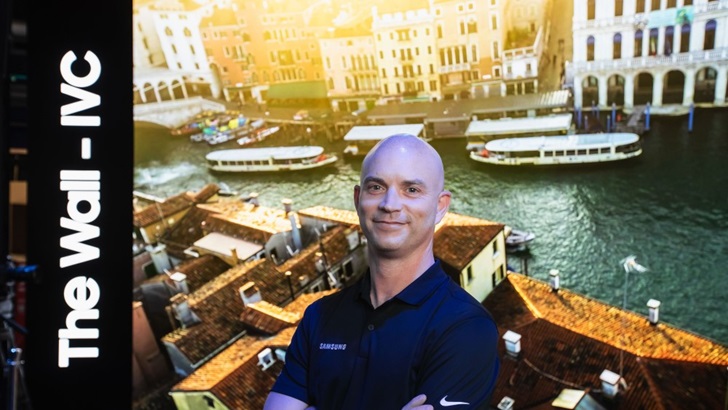 [Entrevista] Redefinindo experiências através de um display: uma nova ...