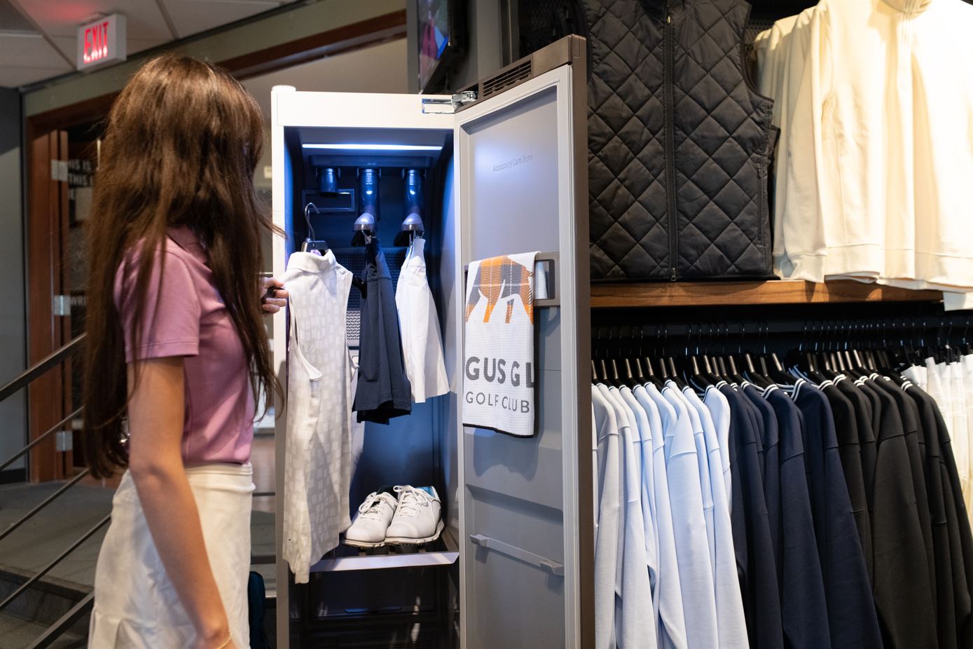 Samsung Canada redefining locker-room clothing care with AirDresser at ...