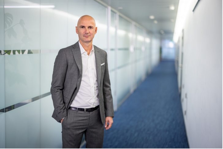 «Gestik, Mimik, ein Handshake oder auch nur ein Schulterklopfen – das ...