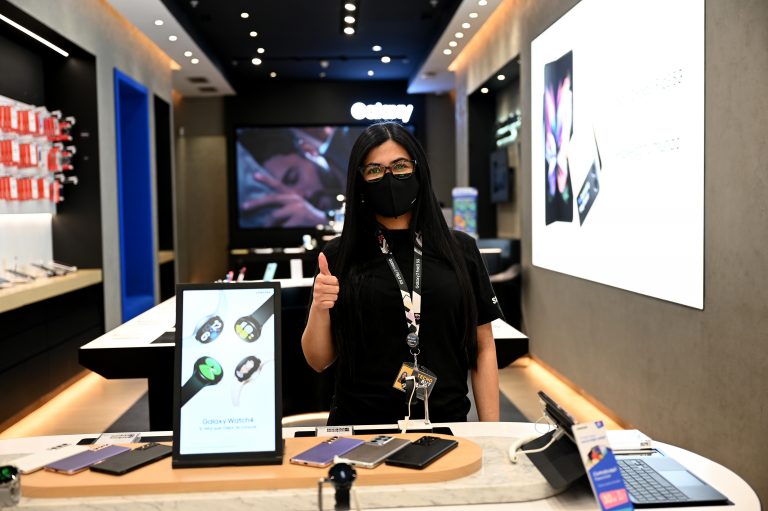 Samsung Chile inaugura nueva tienda en Mall Marina Arauco Viña del Mar ...