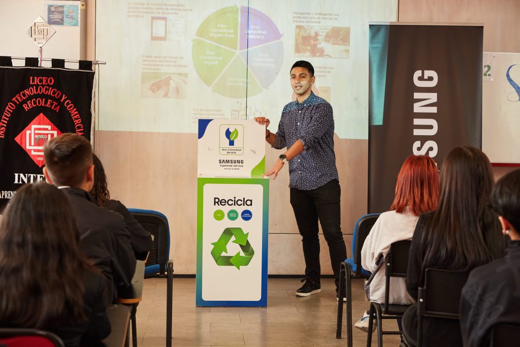 Samsung implementa puntos de reciclaje en colegios, como parte de su ...