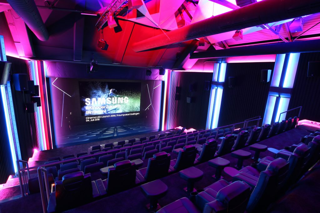 Kino der Zukunft: Die Deutschlandpremiere des Cinema LED Screens in ...