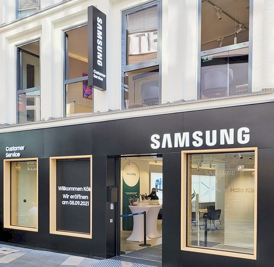 Kundenservice mit Event-Charakter: Samsung eröffnet Customer Service Plaza in Köln – Samsung ...