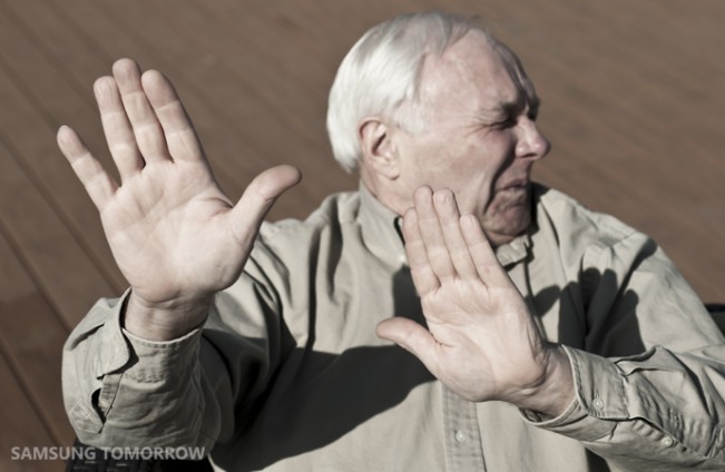 6 Kinds of Ill-timed Phone Calls – Samsung Global Newsroom