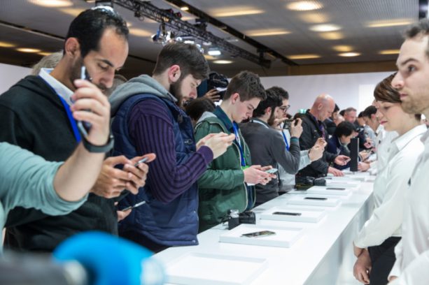 [Photo] Samsung Goes “Beyond Barriers” with Most Immersive Galaxy ...