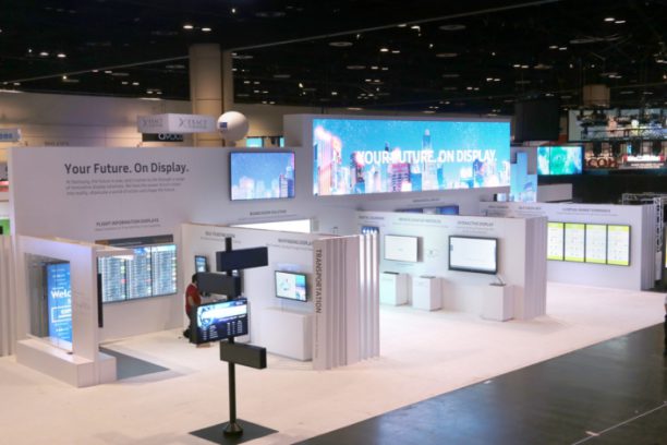 Samsung Electronics Reinforces Powerful Tizen 3.0 SMART Signage Display ...