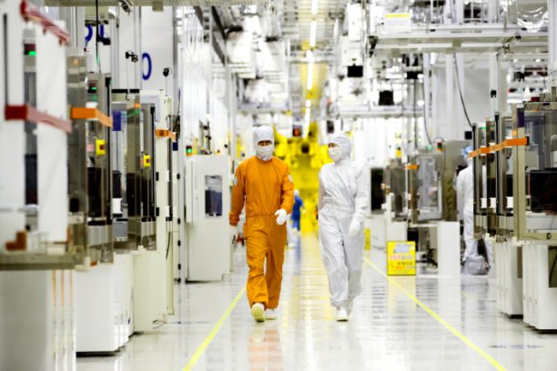 [Photo Essay] An Intimate Look into Samsung’s Semiconductor Operations ...