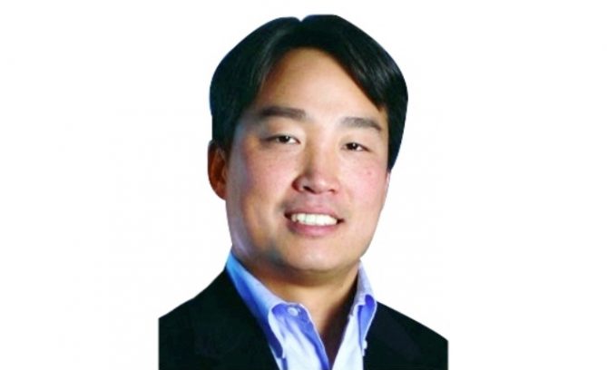 World-Renowned AI Scientists, Dr. Sebastian Seung and Dr. Daniel Lee ...