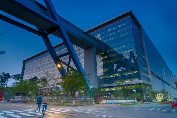 [Photo Essay] Celebrating Spring at Samsung’s Semiconductor ...
