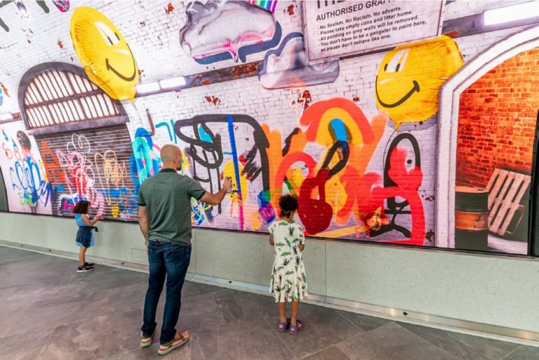 On Its One-year Anniversary, Samsung KX Stands as a Landmark for Young ...