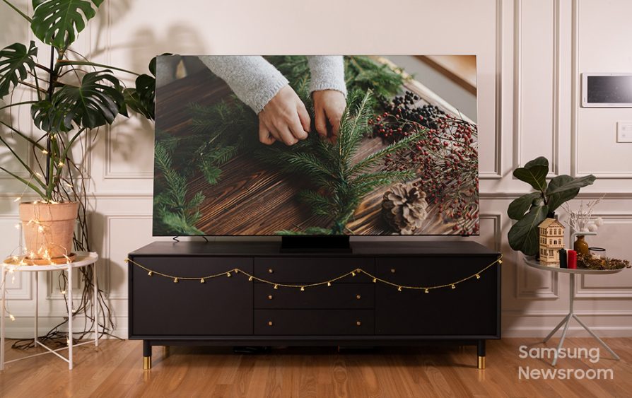 Your Guide to Celebrating the Holidays with Samsung QLED 8K – Samsung ...