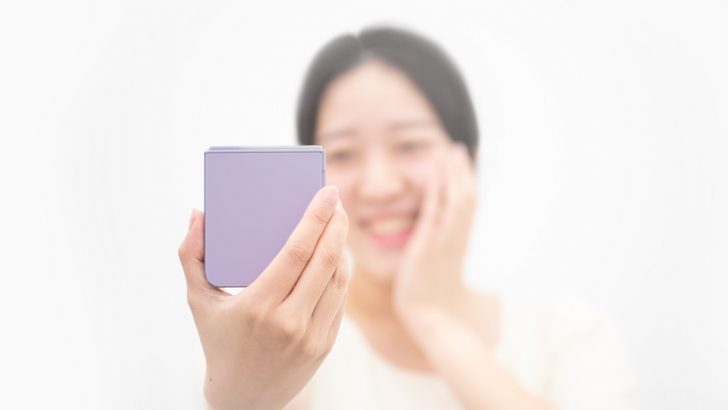 [User Guide] How to Make the Most of Galaxy Z Flip4 at Every Angle ...
