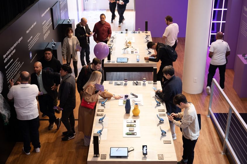 Connect With Galaxy Up Close: A Glimpse of Samsung’s Galaxy Experience ...