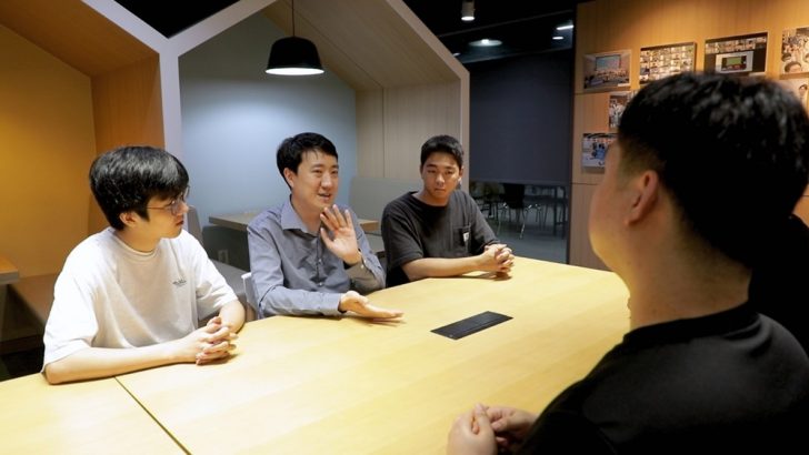 Nurturing Young Minds Through Mentorship: How Samsung Employees Are ...
