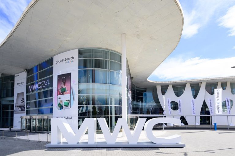 [Photo] Preview the Future of Mobile Experience With Samsung at MWC ...