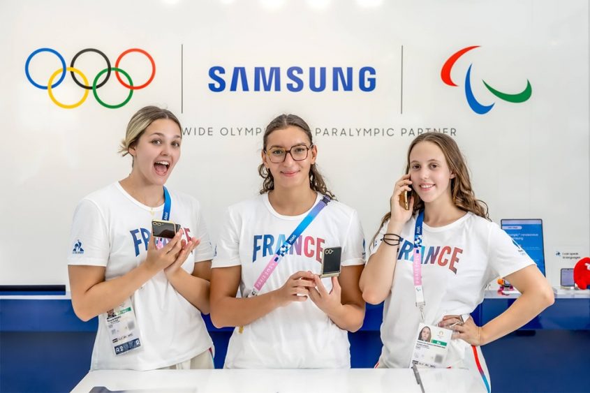 Paris 2024: Galaxy Z Flip6 Olympic Edition Delivered to Hand of Every ...
