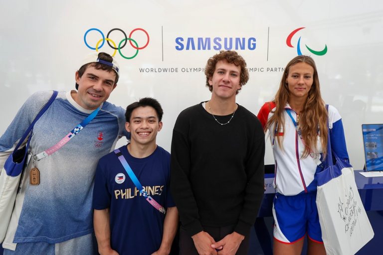 Paris 2024: Team Samsung Galaxy Members Meet at the Olympic™ Rendezvous ...