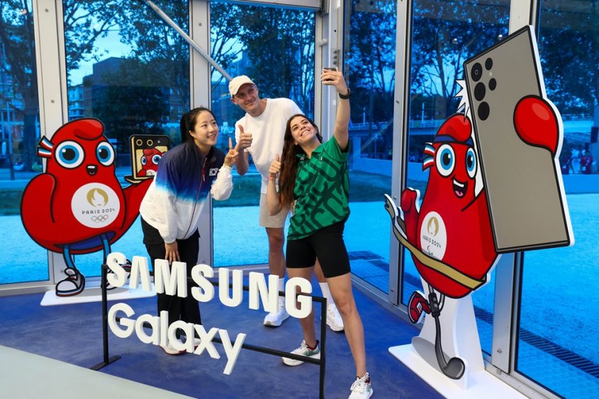 Paris 2024: Team Samsung Galaxy Members Meet at the Olympic™ Rendezvous ...