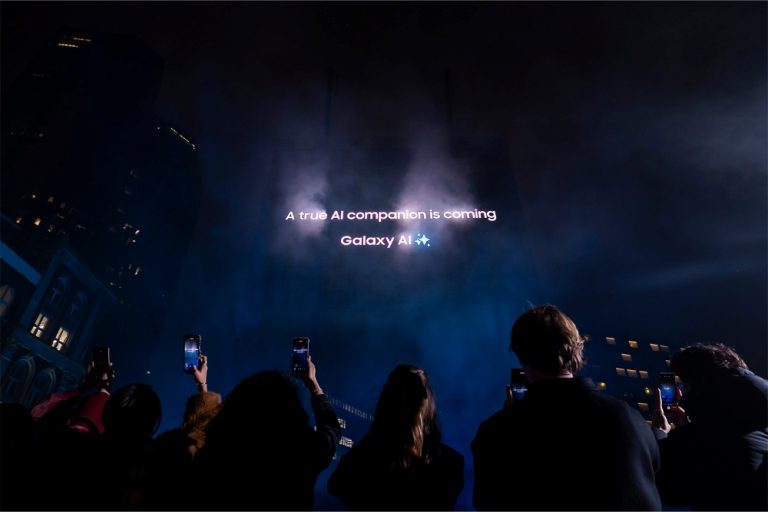 Samsung Teases New Way To Interact With Mobile Through Hologram ...