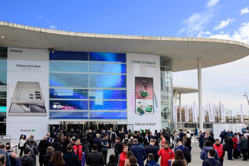 [MWC 2024] Samsung Ushers in AI Smartphone Era and Previews Galaxy Ring at MWC Barcelona 2024 ...