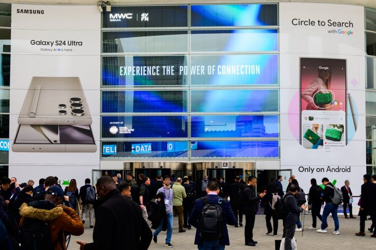 [MWC 2024] Samsung Ushers in AI Smartphone Era and Previews Galaxy Ring at MWC Barcelona 2024 ...