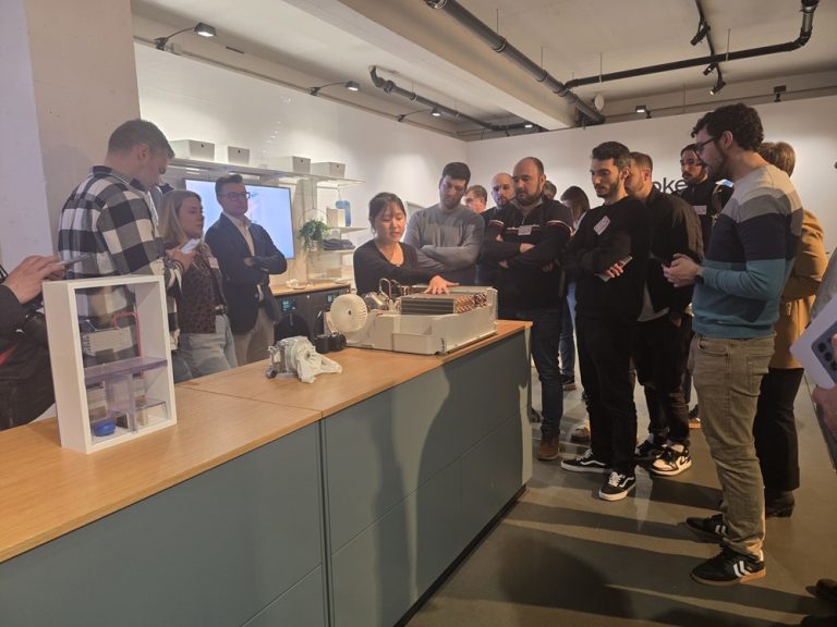 Samsung Showcases AI Home Appliance Innovations at DA Global Tech ...