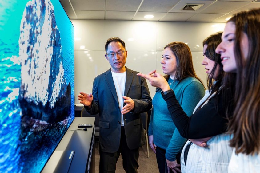 Samsung Showcases Innovative TVs and Services at 2025 Latin America ...