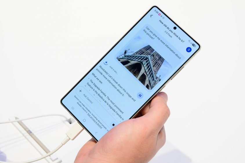 [MWC 2025] The True AI Companion: New Ways To Get Things Done, Create and Play With the Galaxy ...