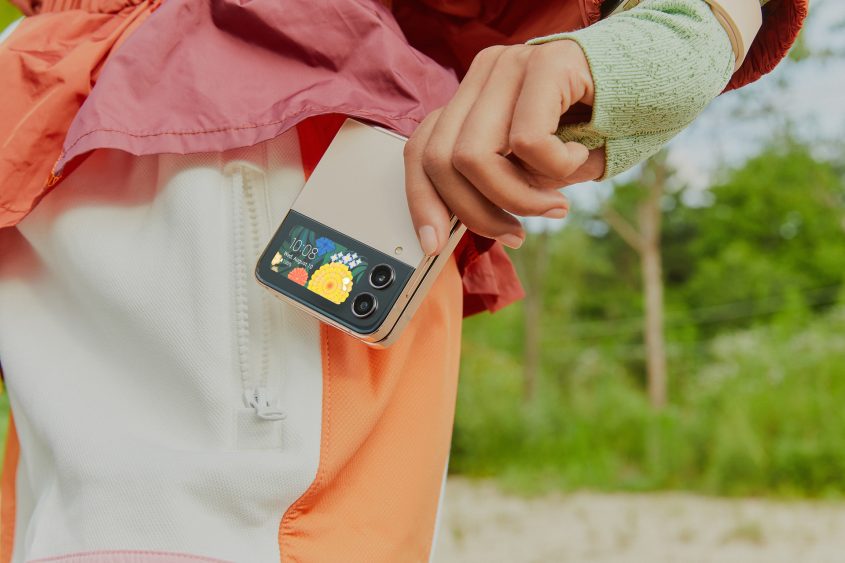 Keunggulan Smartphone Samsung Lipat yang Bikin Kamu Upgrade Hape ...