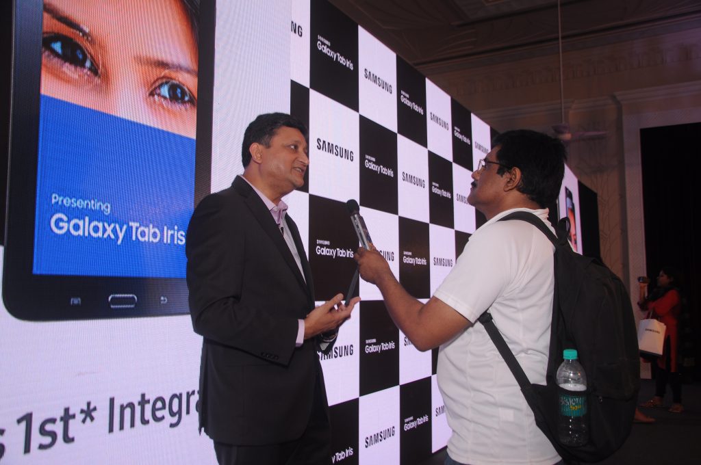 Samsung Introduces Galaxy Tab Iris Equipped with Iris Recognition ...