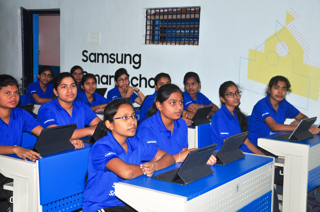 ‘Samsung Smart School’ Inaugurated at Jawahar Navodaya Vidyalaya ...