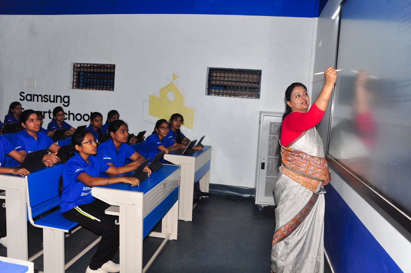 ‘Samsung Smart School’ Inaugurated at Jawahar Navodaya Vidyalaya ...
