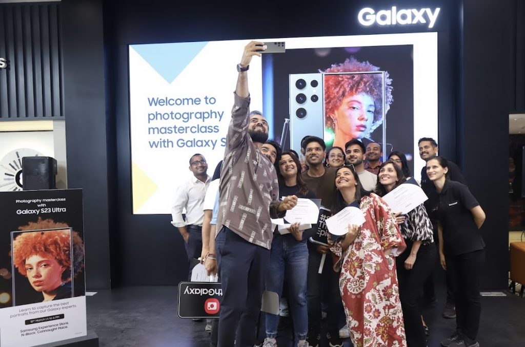 Samsung to Set Up 15 Premium Experience Stores Across India by 2023-End ...