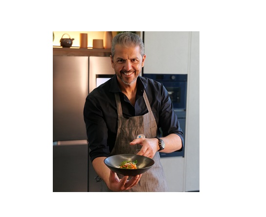 25 OTTOBRE: WORLD PASTA DAY: Chef Andrea Berton e Samsung celebrano la ...