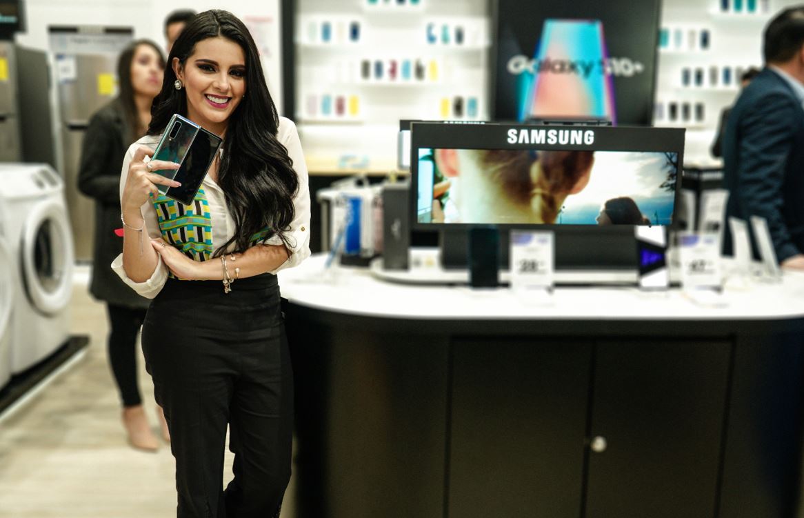 Samsung Electronics inaugura la tienda más completa de Latinoamérica en Ecuador – Samsung ...