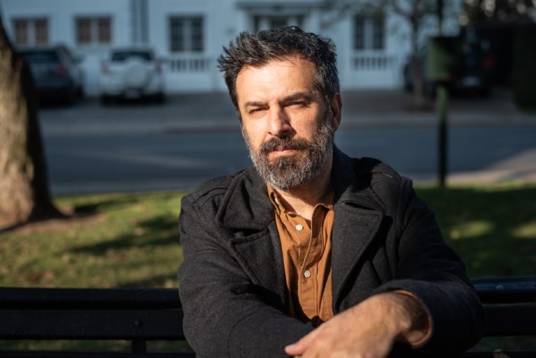 [Entrevista] Obras de Alberto Montt “viven” en la vida cotidiana de las ...