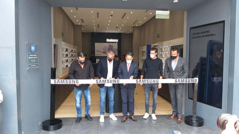 Samsung inaugura dos nuevas tiendas en la Ciudad de México – Samsung ...