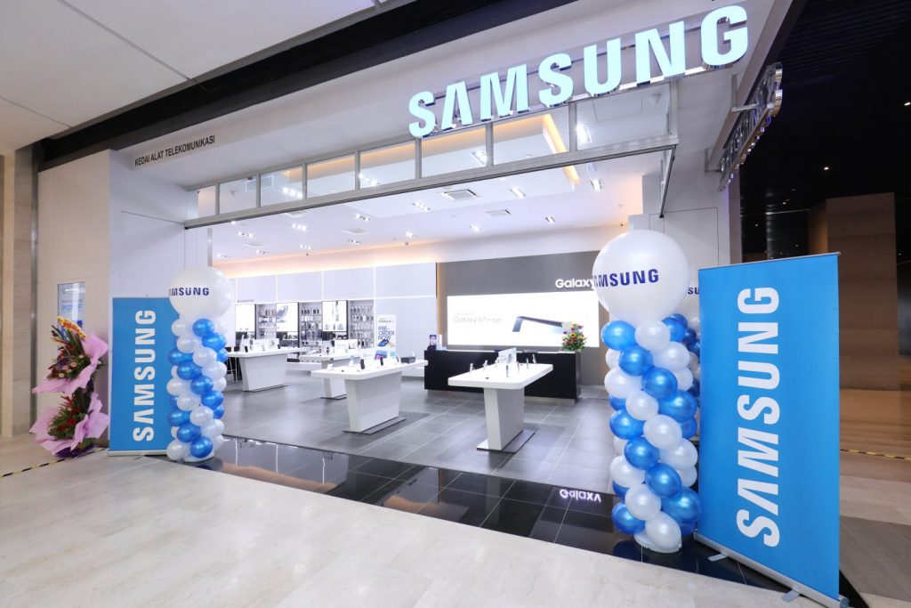 Samsung Opens First Ever Experience Store in Genting – Samsung Newsroom ...