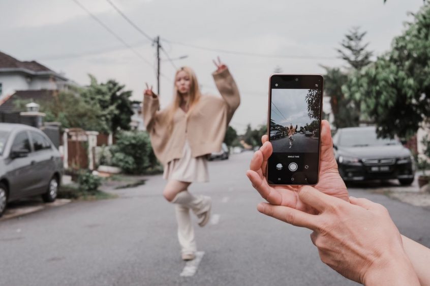 Dolla and the Galaxy A53 5G – A Trendy Match Made in Heaven – Samsung ...