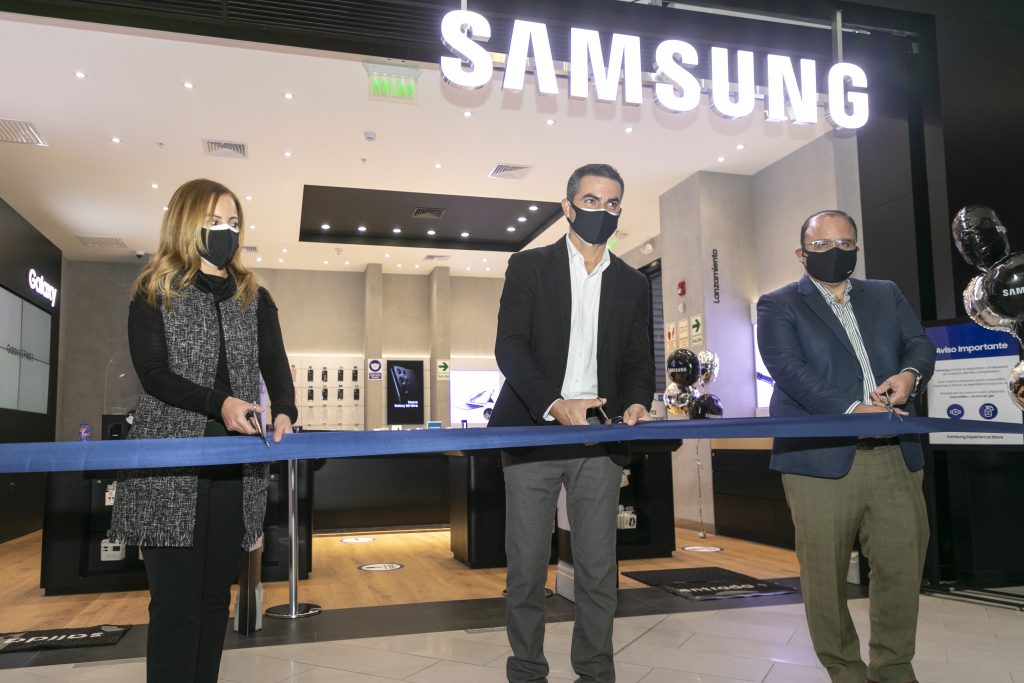 Samsung inaugura 2 nuevas tiendas de experiencia en Lima y anuncia ...