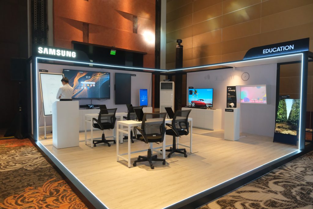 Samsung showcases the future of education and home living with seamless ...