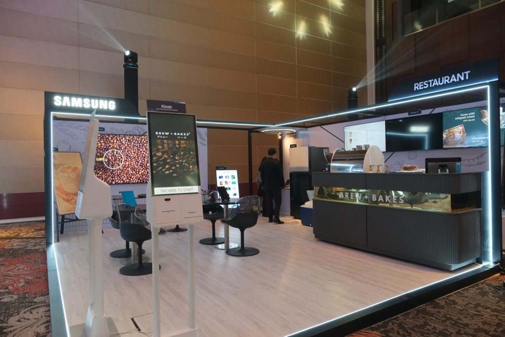 How to create immersive customer experiences with Samsung – Samsung ...