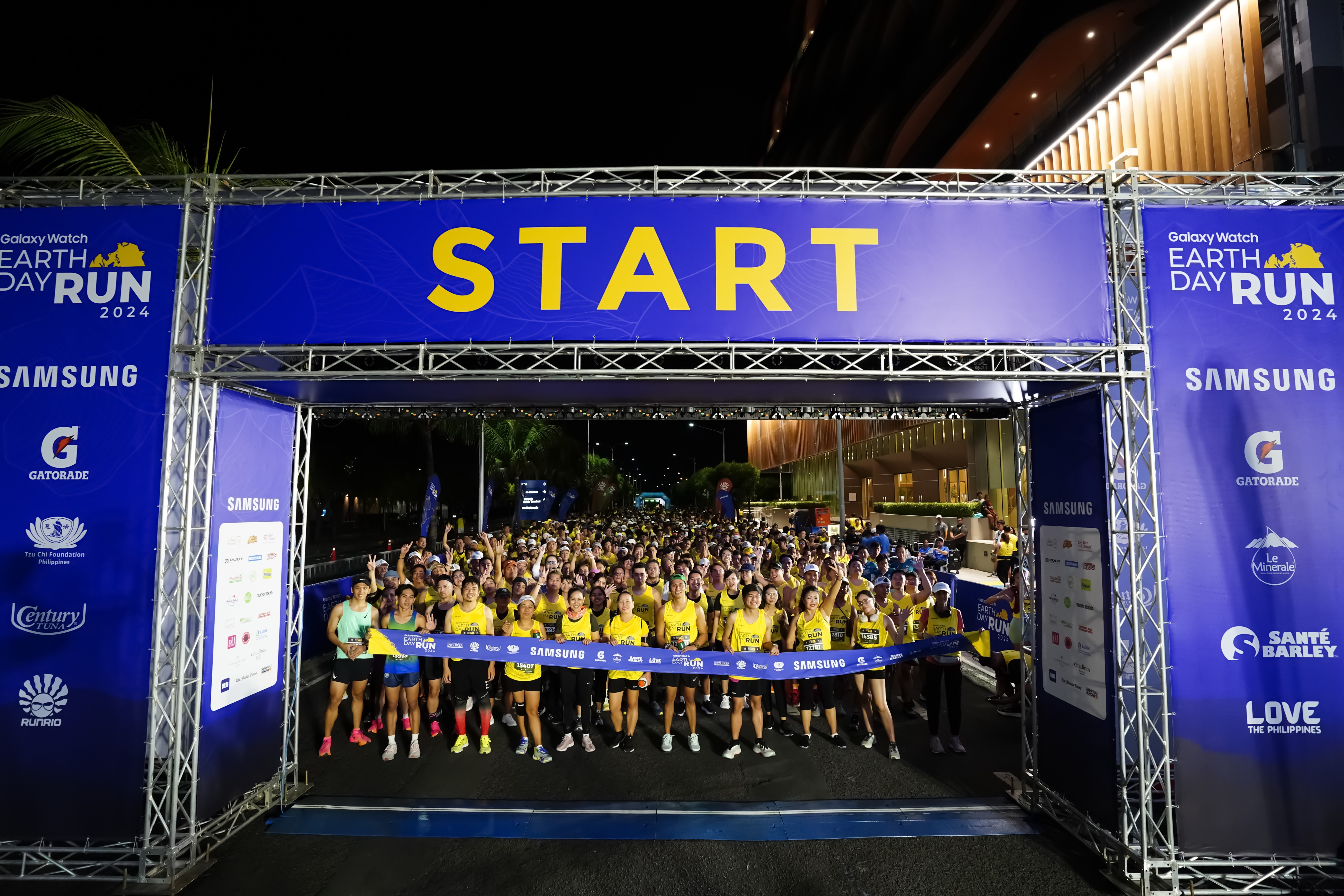 TRACK, TRAIN, TRIUMPH: Achieve the best and fittest version of yourself ...