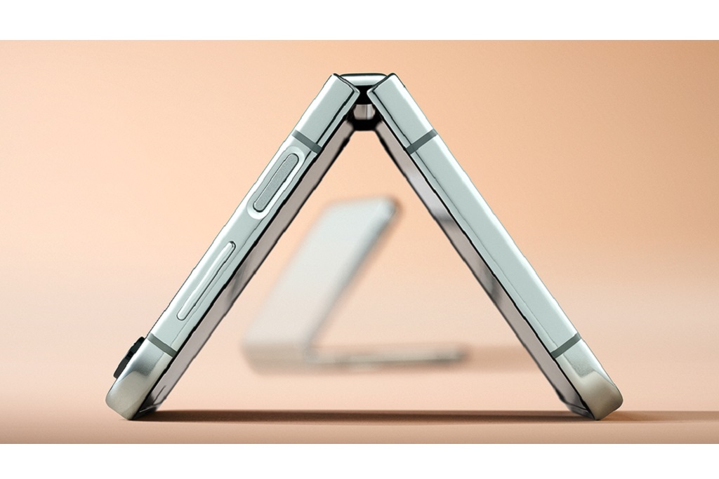 Unfolding Innovation: Exploring Galaxy Z Flip Series’ Legacy of ...