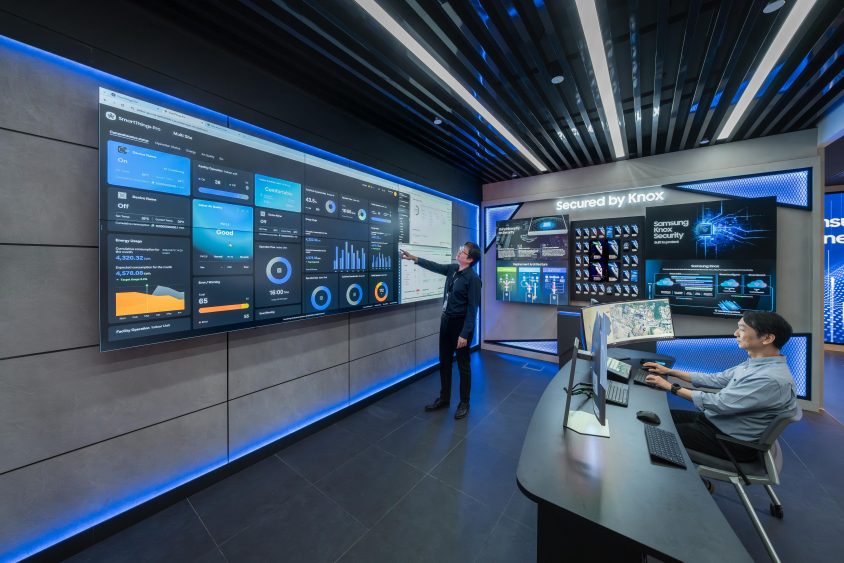 Open for Business: Samsung Electronics Singapore Unveils Business ...