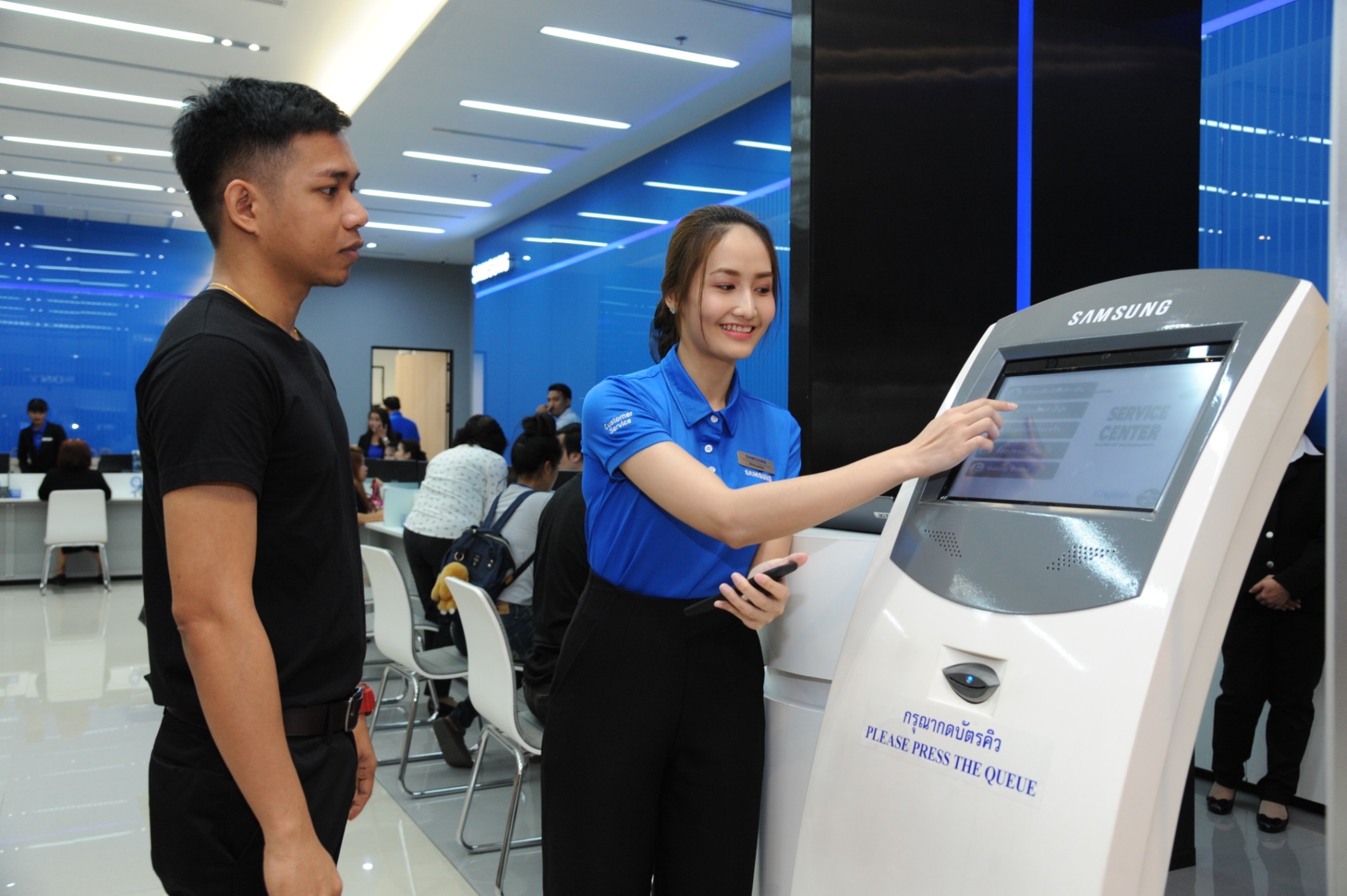 ซ มซ งตอบร บยอดขายใส ใจล กค า เพ มจำนวนศ นย บร การสมาร ทโฟนระด บพร