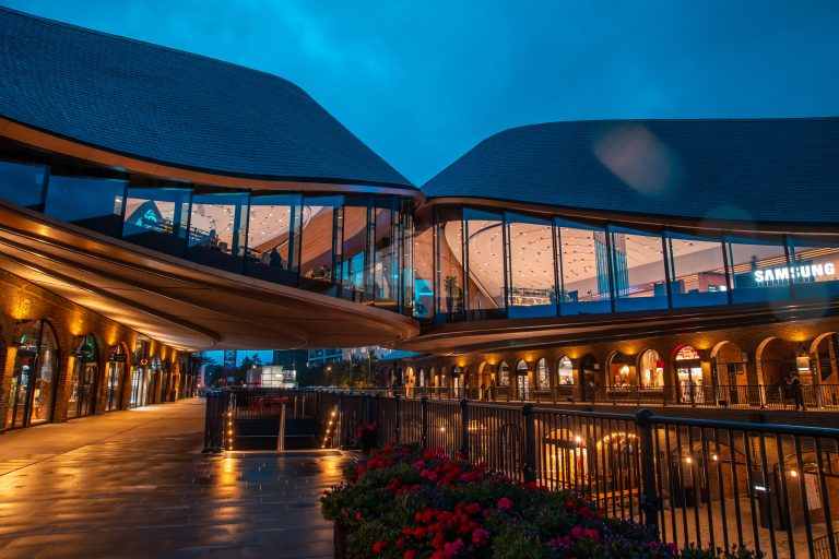 Samsung KX Redefines The Retail Job Of The Future At New London ...