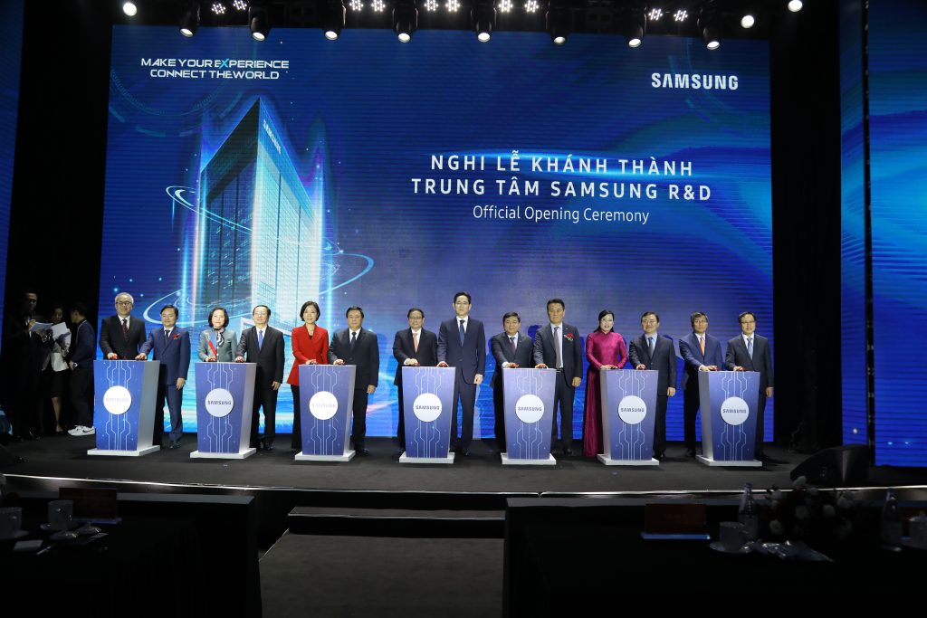 Thông cáo báo chí Samsung chiến thắng đại dịch, hoàn thành lời hứa với Chính phủ Việt Nam ...